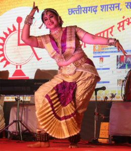 Dangal TV : #WorldDanceDay – Sudha Chandran on her love for dance ...