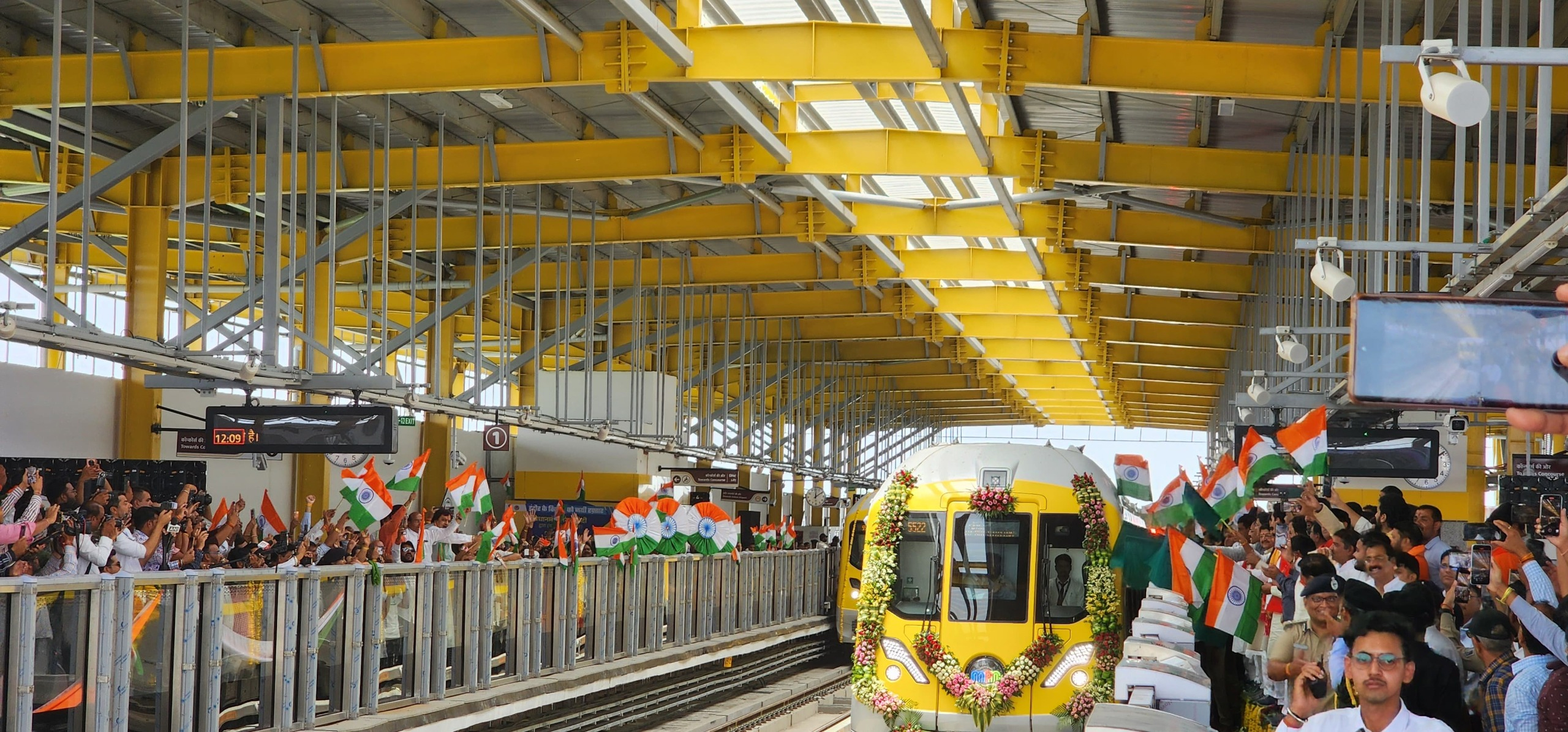 madhya pradesh Indore Metro speed equipped